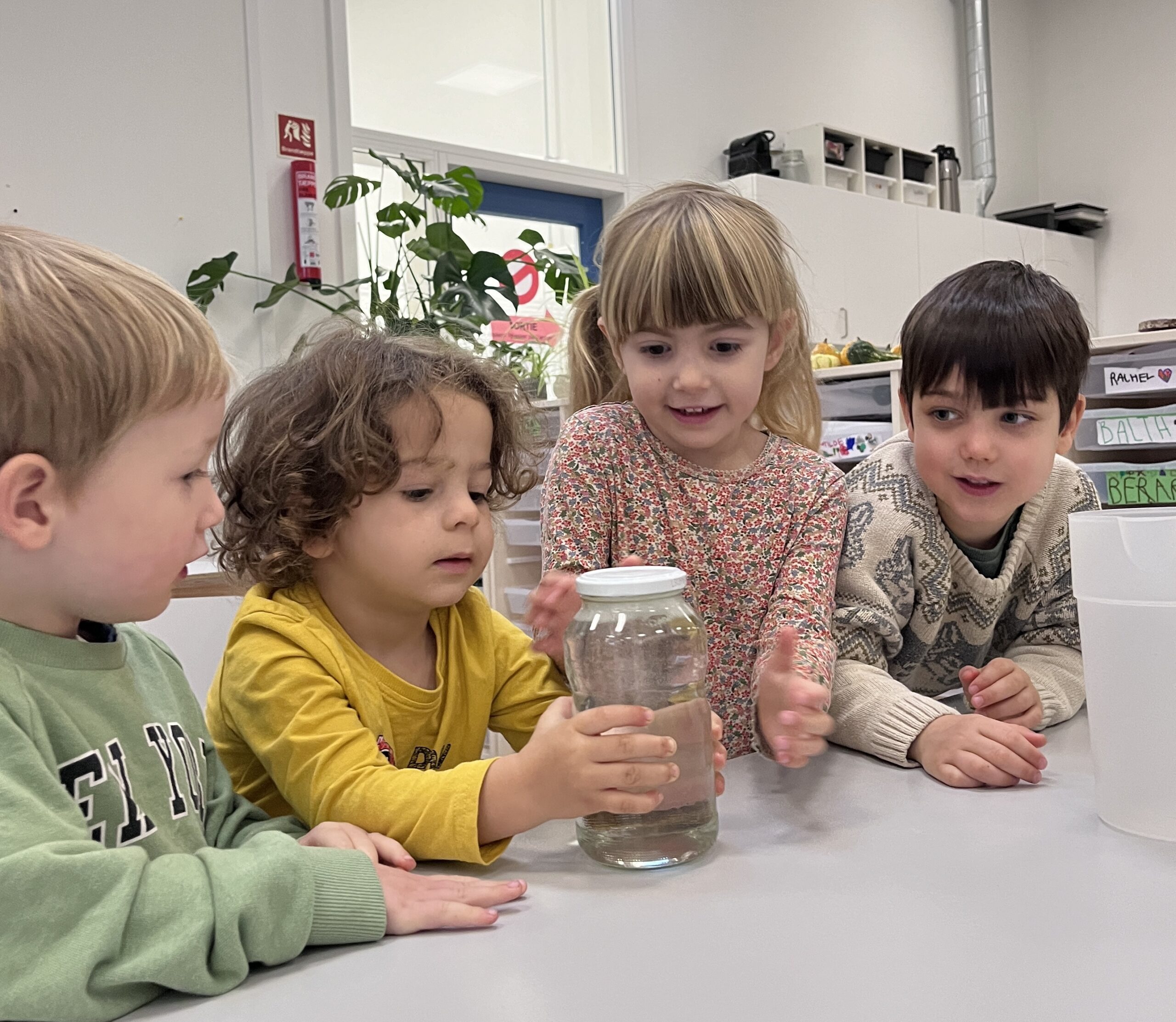SEMAINE DE LA SCIENCE - MATERNELLE - Lycée Francais Prins Henrik